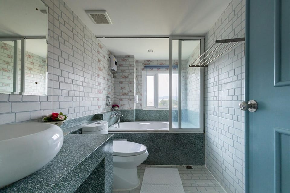 The Lilly Hotel | Thailand | VacationRenter