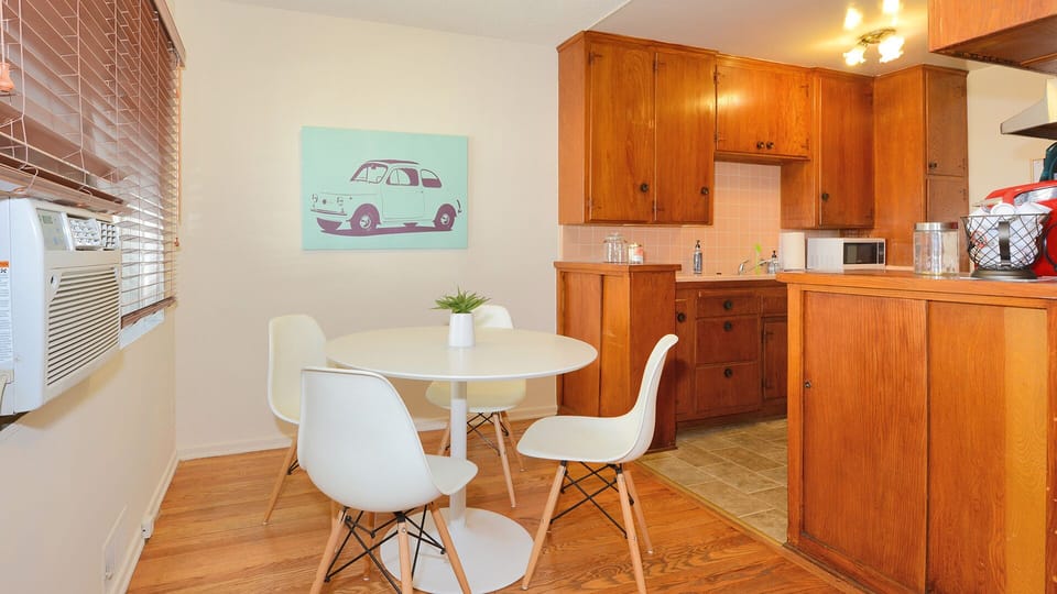 Hollywood Hills Beachwood Drive Relaxing Experience + Hollywood Sign ...