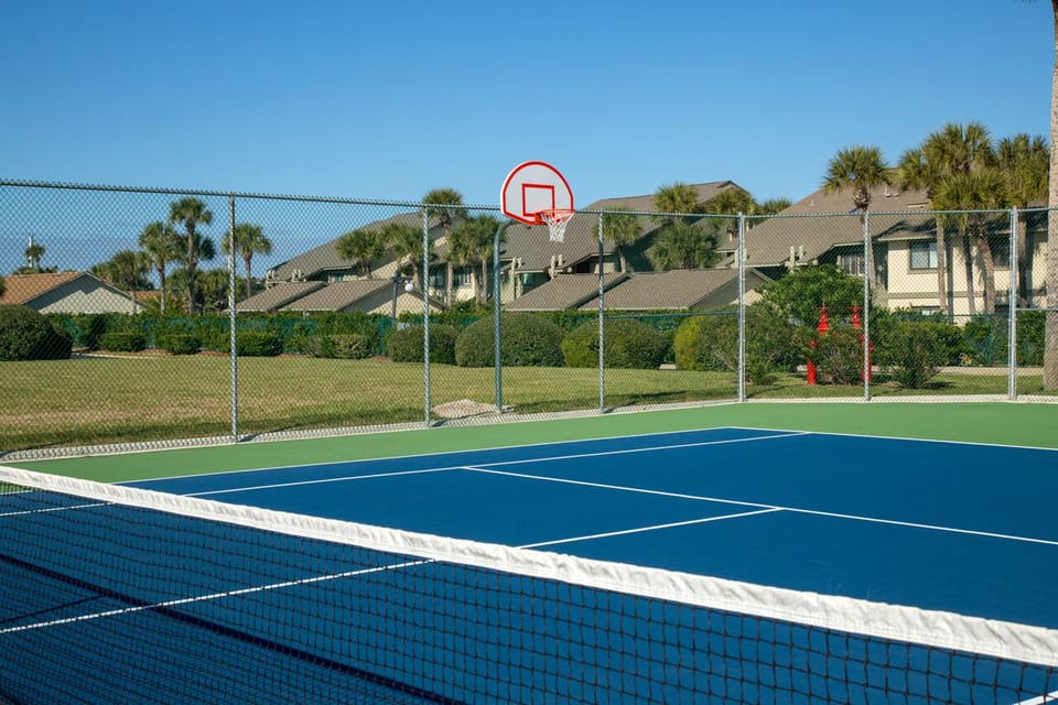 Completely Remodeled as of 2025 Stunning Ocean View Colony Reef Condo ...