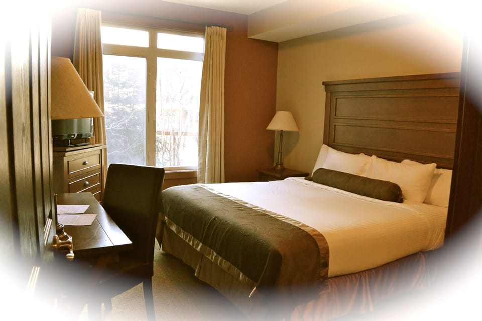 Enjoy Mountain Views @ Fully Equipped 2BR2BA Hotel Condo | Canmore ...