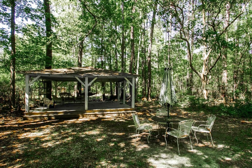 Cozy Cottage with Guest House, Gazebo and Deck | Abita Springs, LA ...
