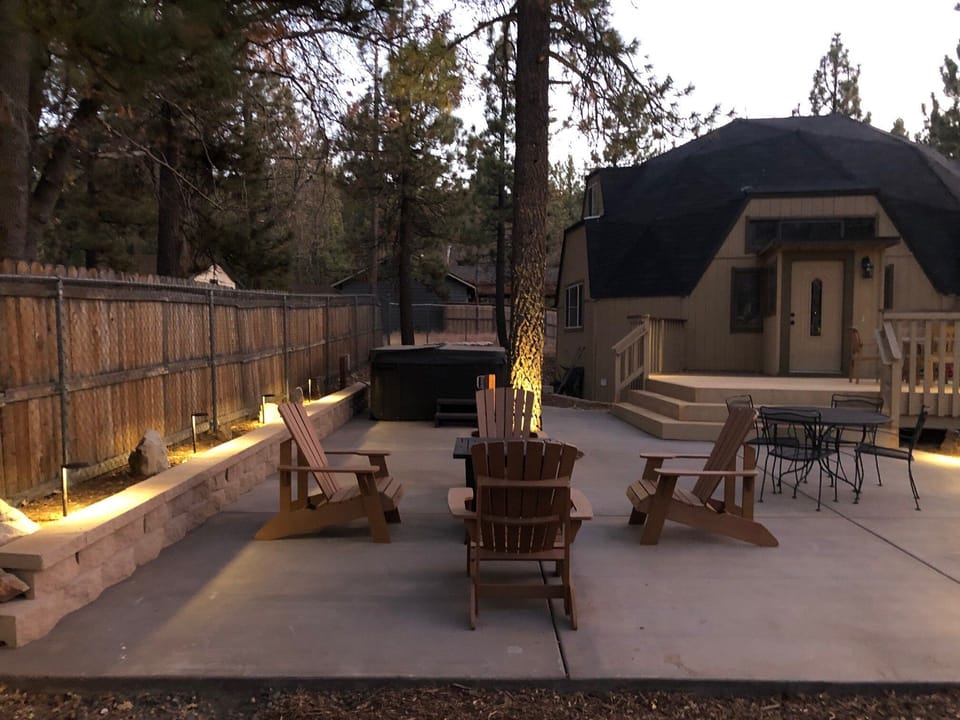 Snow Summit Dome Home. Walk to Snow Summit. Hot Tub. Game Room. | Big ...