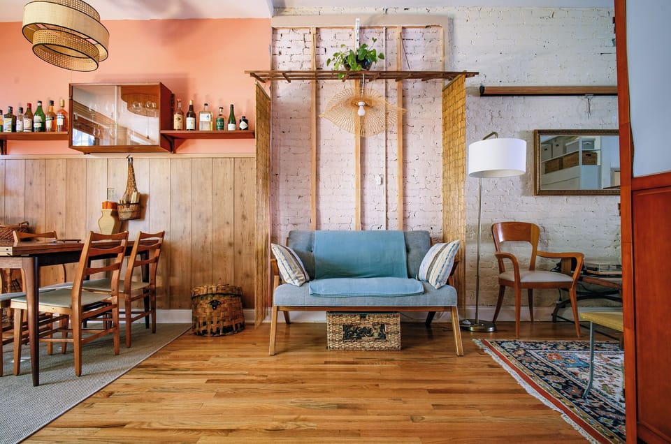 Bright Loft ~ Full Floor ~ 5 Windows ~ Projector ~ Williamburg ~ Near ...