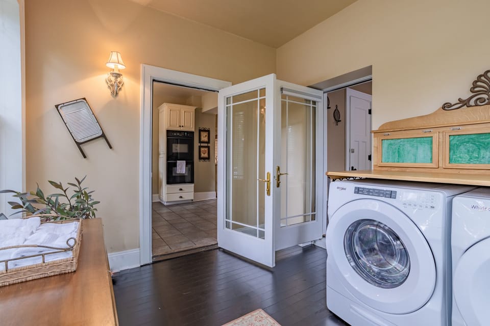 A Beautiful Escape By The Riverside! | Rockford, IL | VacationRenter