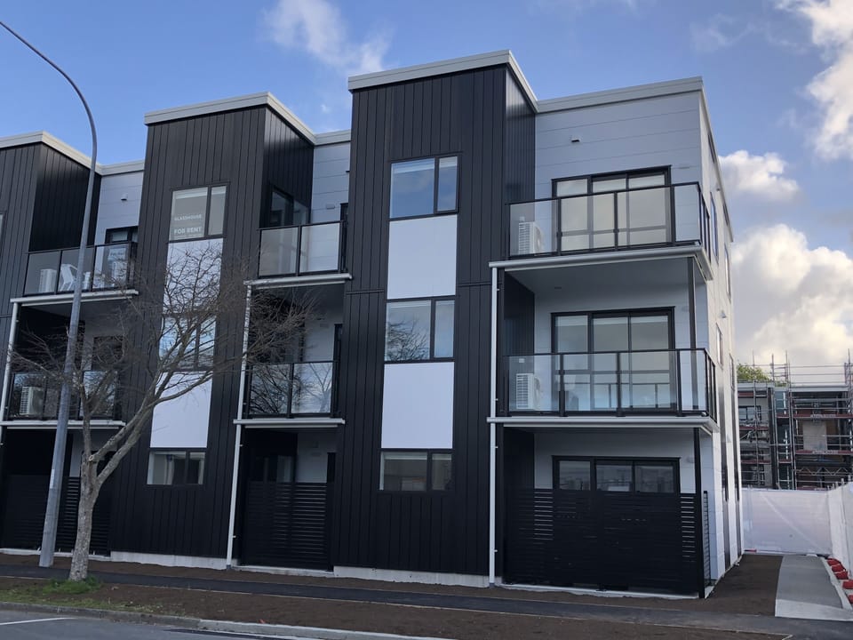 Central Stadium Apartments | Hamilton | VacationRenter