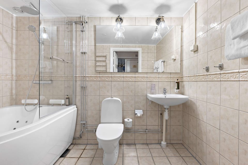 Nora Stadshotell, Sure Hotel Collection by Best Western | Sweden ...