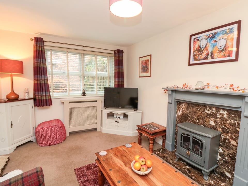 Black Sheep Cottage | Borough of Harrogate | VacationRenter