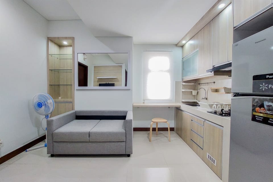 Elegant and Comfort 2BR Apartment at Springwood Residence Tangerang ...