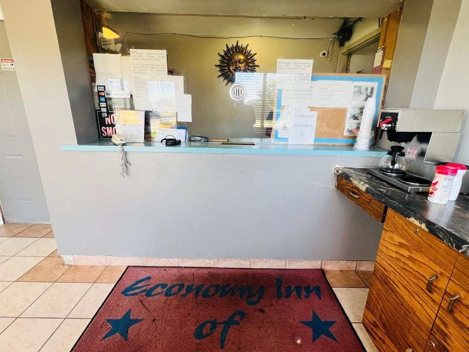 Economy Inn By Townhouse Merrillville US 30 | Merrillville, IN ...