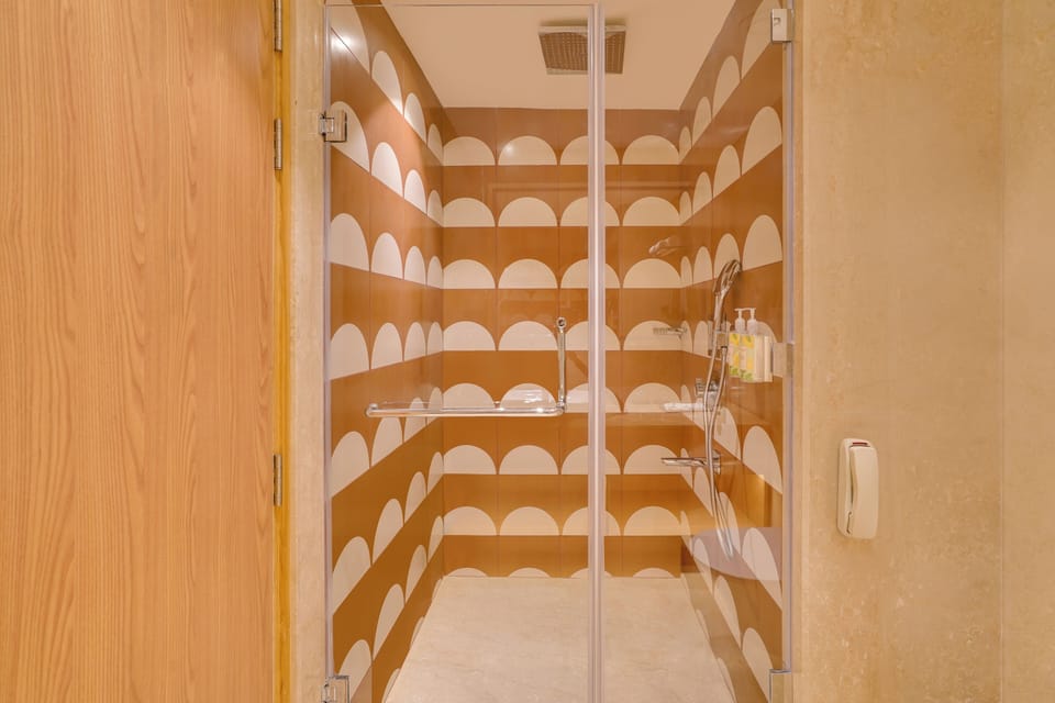 Lemon Tree Premier Thiruvananthapuram | Thiruvananthapuram | VacationRenter