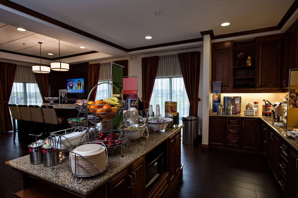 Hampton Inn By Hilton Napanee | Greater Napanee | VacationRenter
