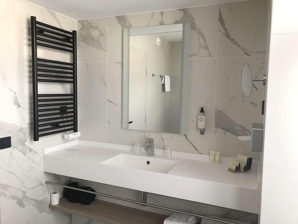 Best Western Hotel Du Pont Wilson | Lyon | VacationRenter