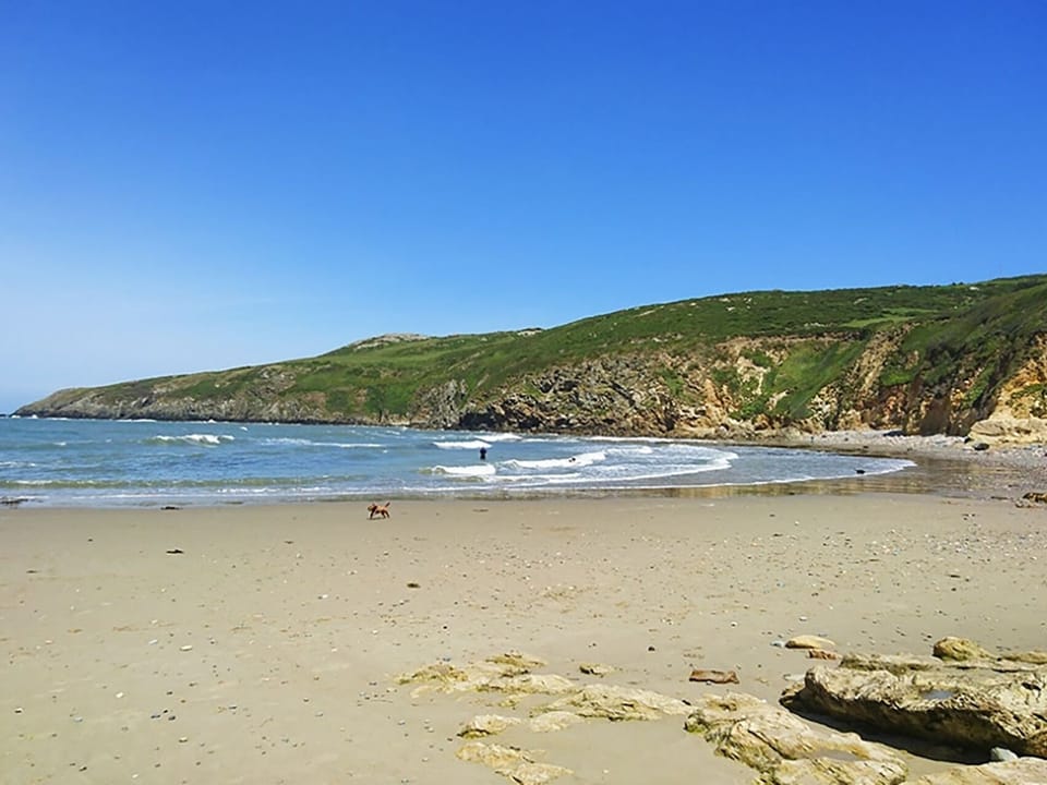 Rhyd Angharad Barns | Cylch-y-Garn | VacationRenter