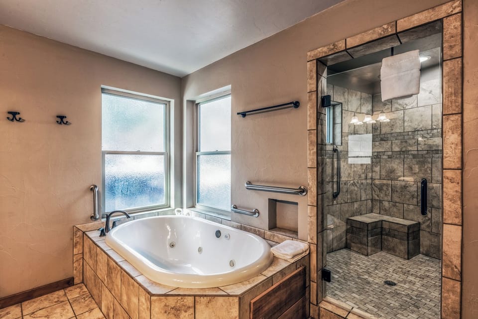 The Great Escape by Ruidoso Vacation Rentals | Ruidoso, NM | VacationRenter