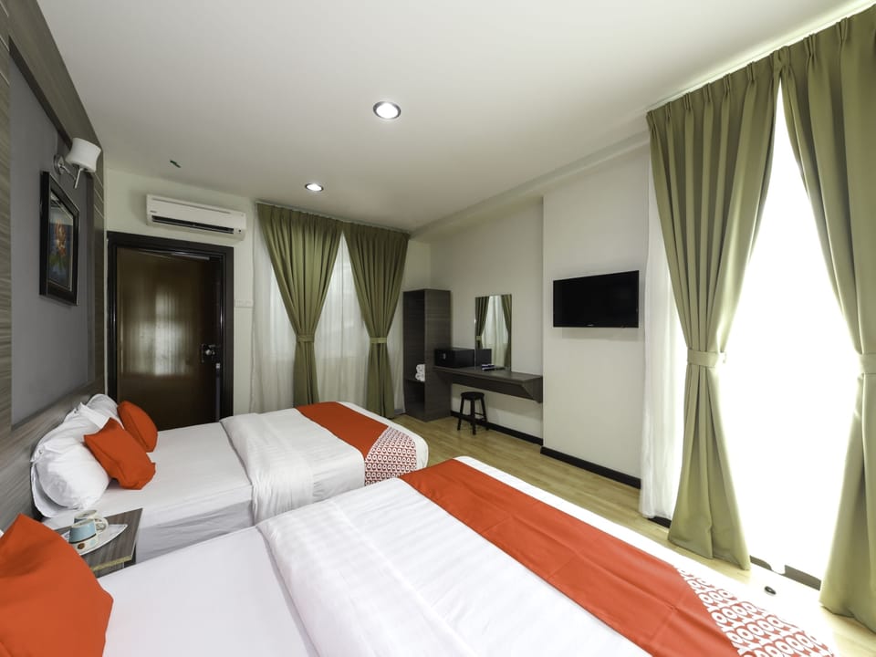 Capital O 812 Hotel SMC Seksyen 13 | Selangor, Malaysia | VacationRenter