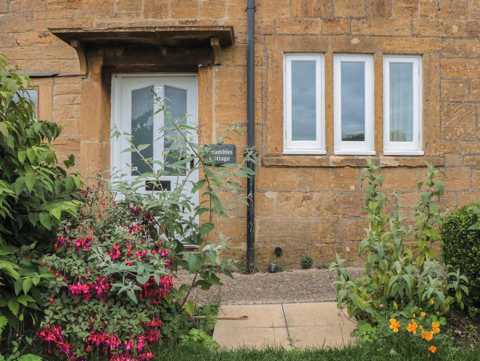 Scrambles Cottage | South Somerset District | VacationRenter