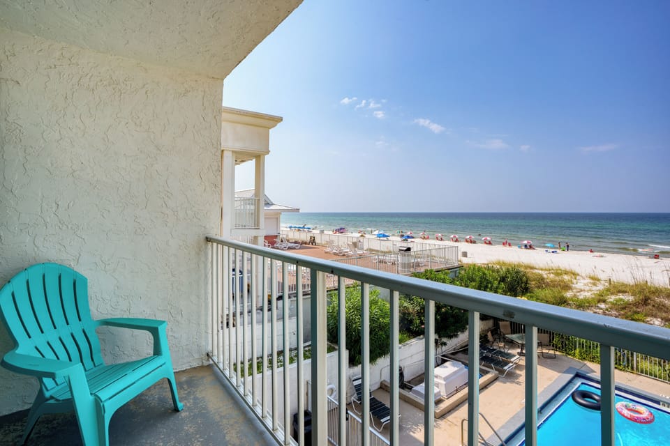 Sun-kissed by AvantStay | Beachfront Access | Panama City Beach, FL ...