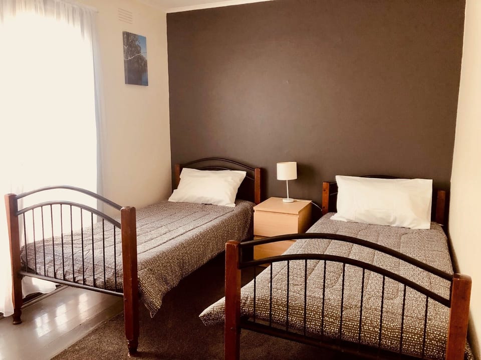 Versicilia Apartment in Historic Port Albert on the Gippsland Coast ...