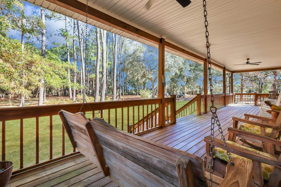 Charming Tabby House 3-bedroom house with AC and WiFi in Townsend ...