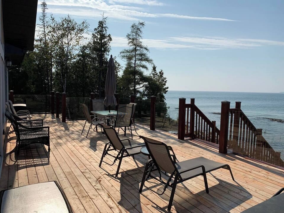 Cedar Shoals Cottage | Northern Bruce Peninsula | VacationRenter