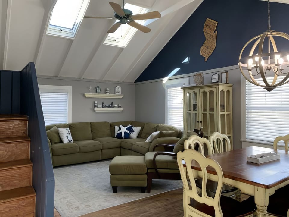 3-bedroom house beach block in Chadwick Beach, Lavalette area with AC ...