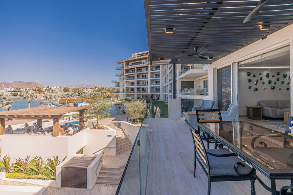 Vista Coral #361 – Marina Views, Golf & Pool | La Paz | VacationRenter