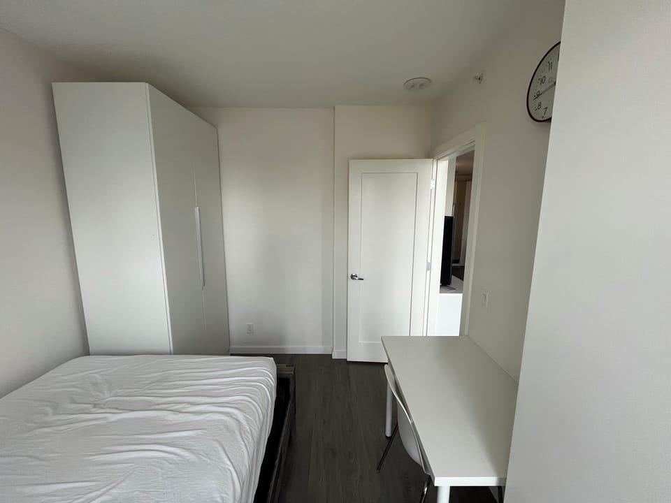 Downtown Calgary 2bed 2 full bath condo next to library | Calgary ...