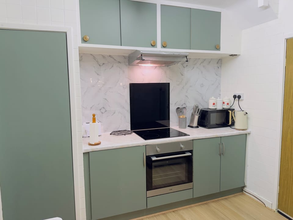 Elegant Escape in North Shields - Spacious 3 Bedroom House | North ...