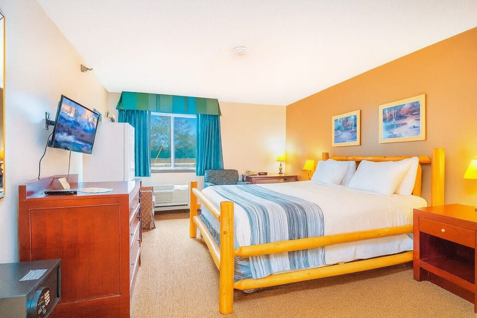 Nisswa Hotel & Suites – 2 Bedroom King + Double Queen #118 | Nisswa, MN ...