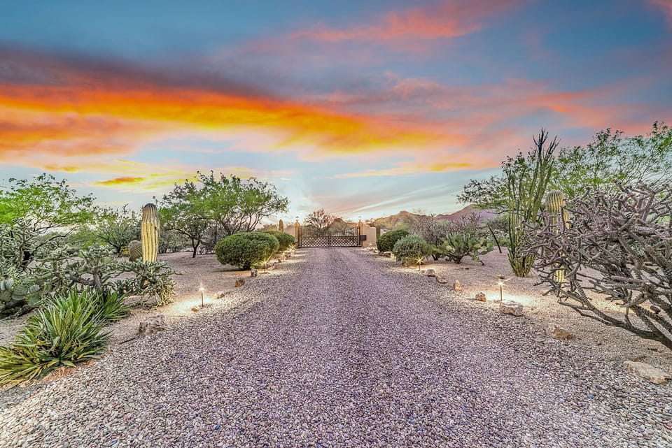 Private, Peaceful, and Spacious Desert Tucson Villa with Heated Pool ...