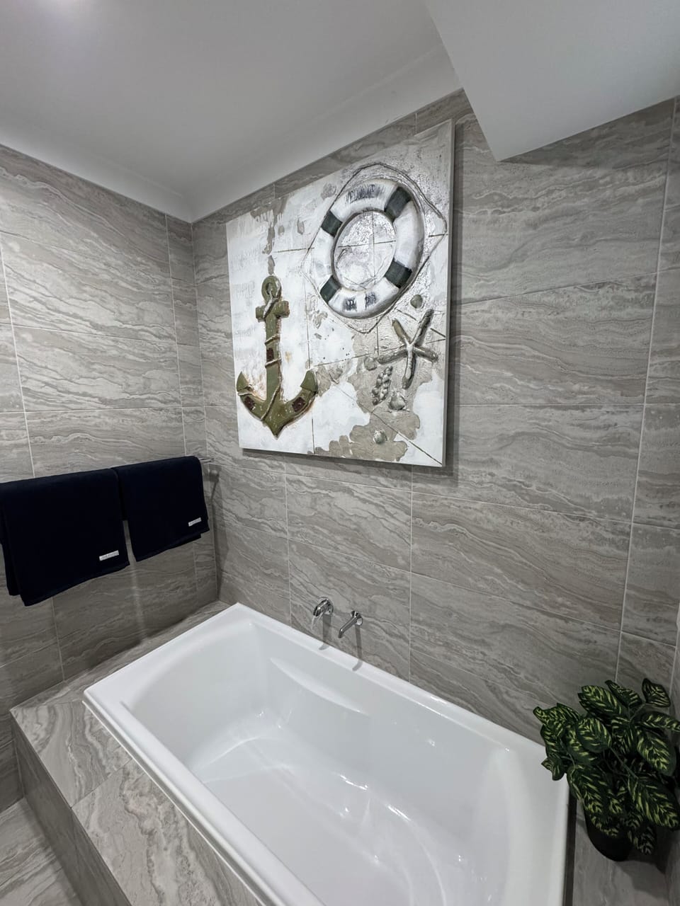 Premium Central Cosy Large Family Friendly Home w/Piano & Pool | Perth ...