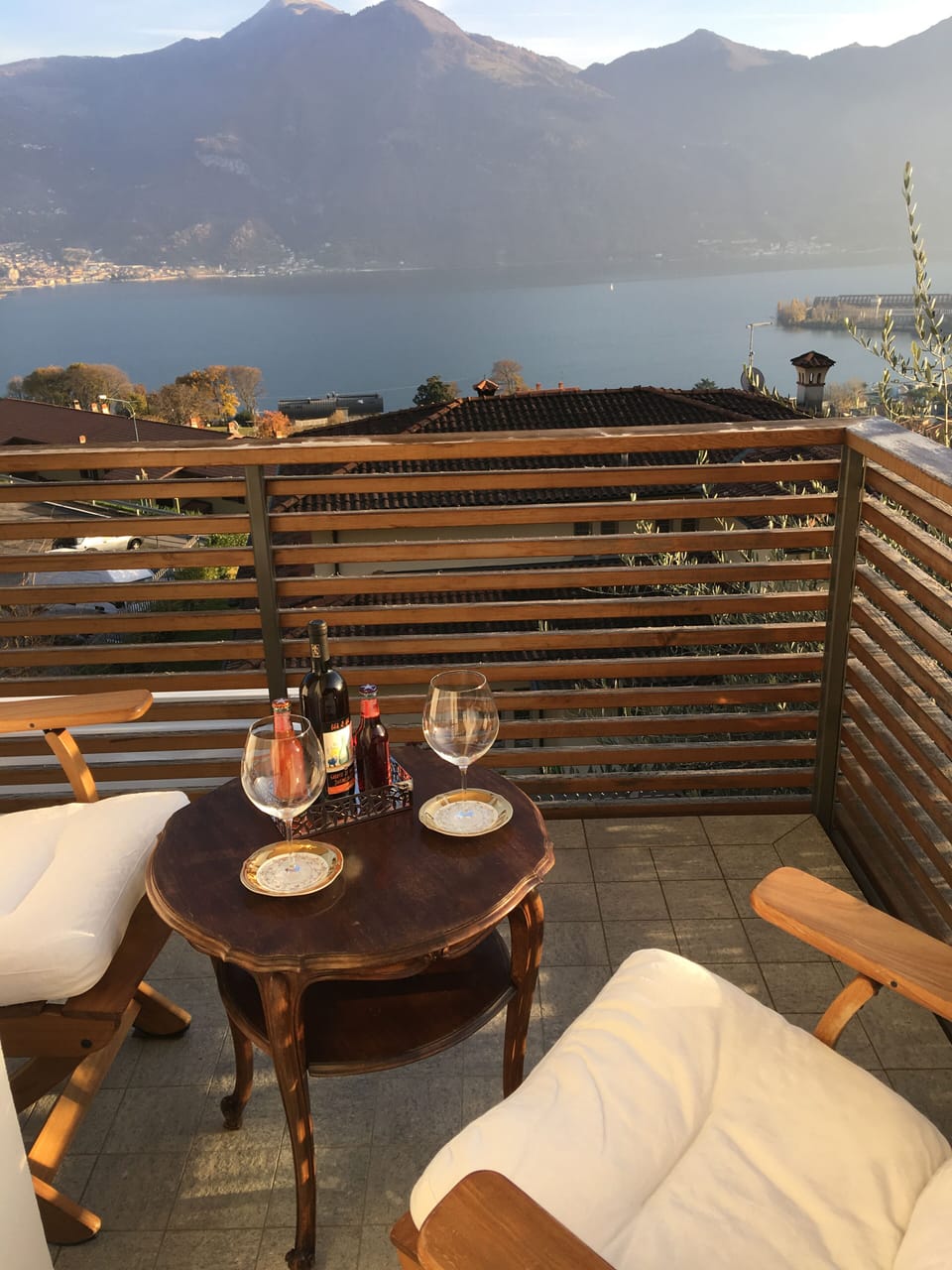 Apartment on the 1st floor, detached, lake view, at the threshold of ...