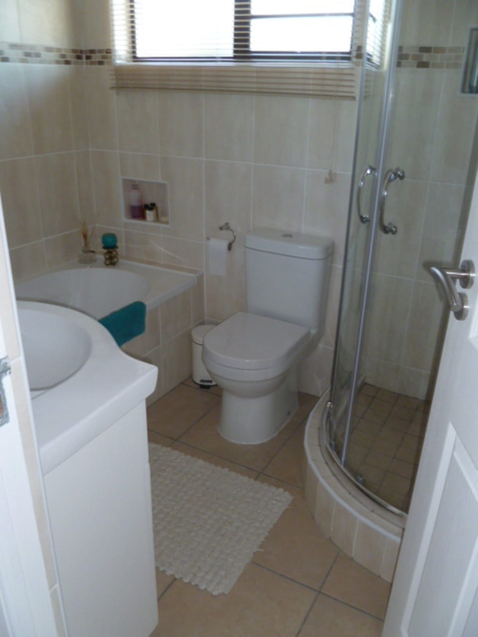 BONZA BAY -Lovely Upmarket Penthouse Apartment Holiday Home | Eastern ...