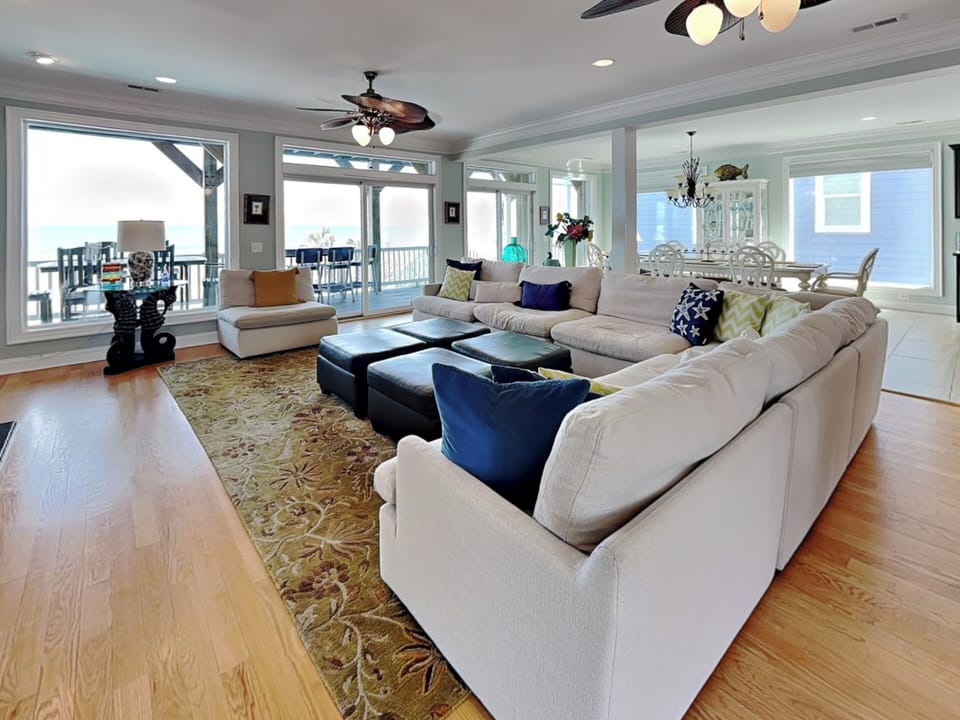 Big Kahuna | Ocean Front, Pool, Elevator, Decks + Beach Access | Kure ...