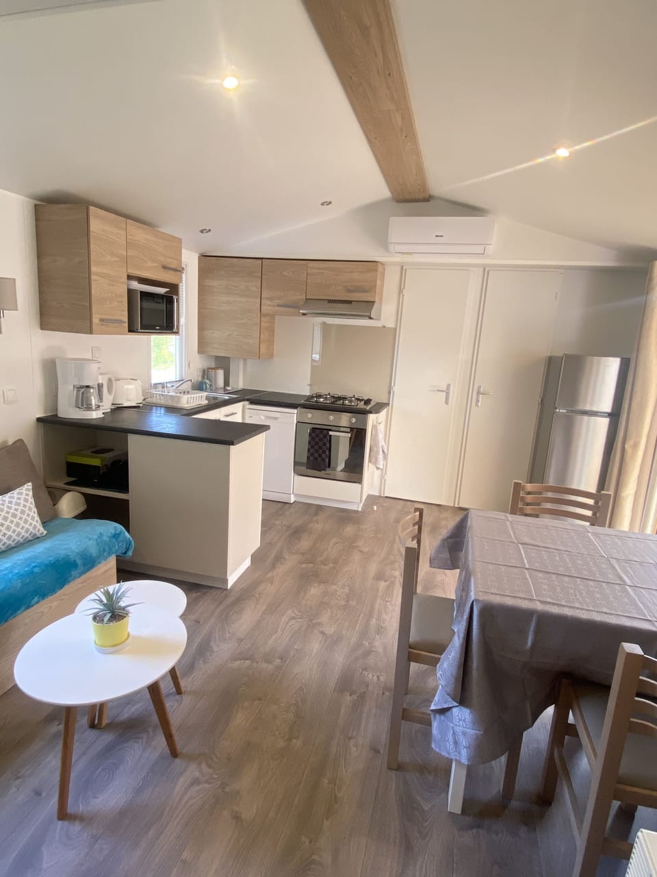 Mobil home moderne 40m2 | Canet-en-Roussillon | VacationRenter